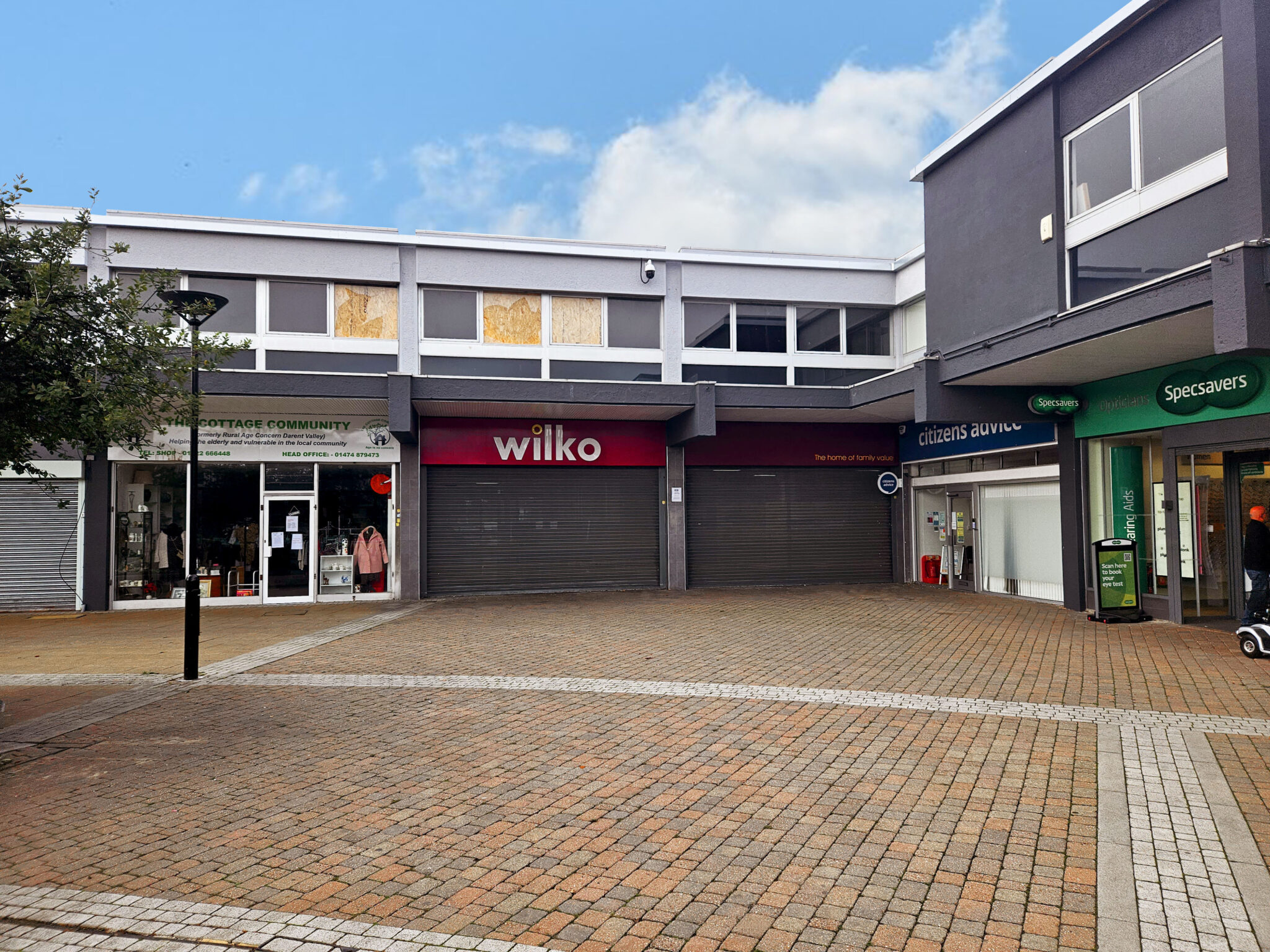 Cradick Retail — UNIT 37, SWANLEY SHOPPING CENTRE